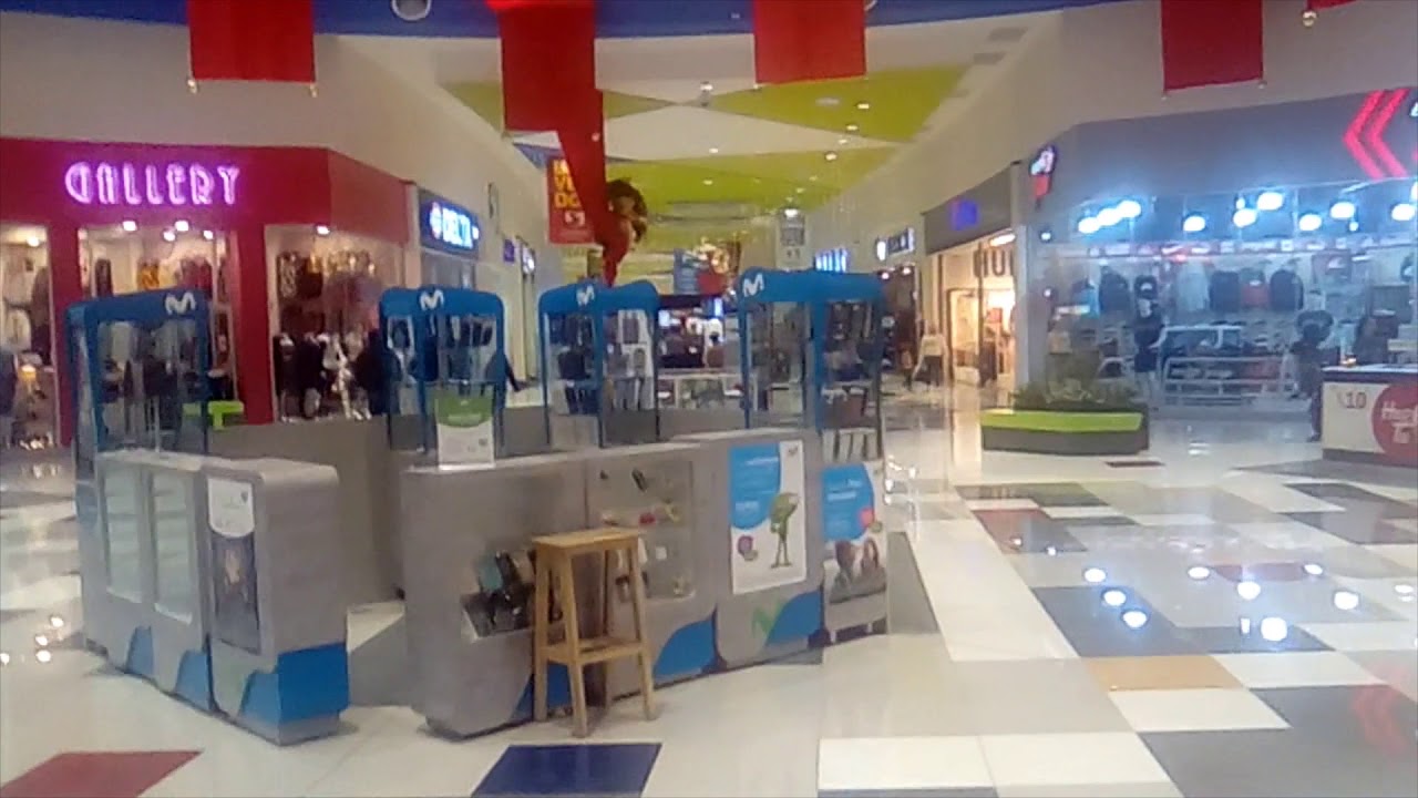 turisteando en la plaza de Mexicali México - YouTube