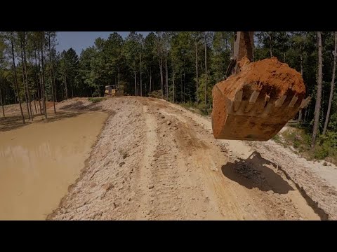 HOW TO OPERATE A DOZER, AND POND LEVEE REPAIR - YouTube