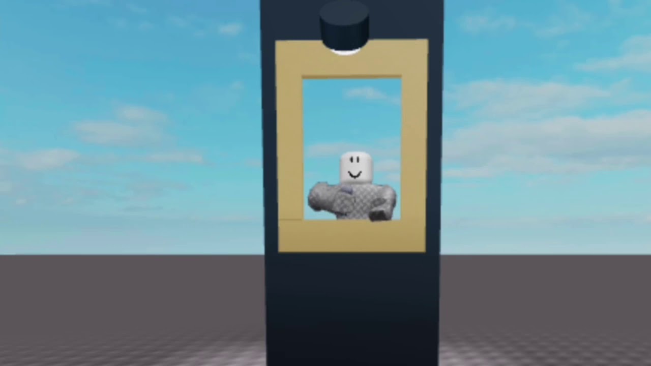 Roblox Functional Portrait Animatronic! - YouTube