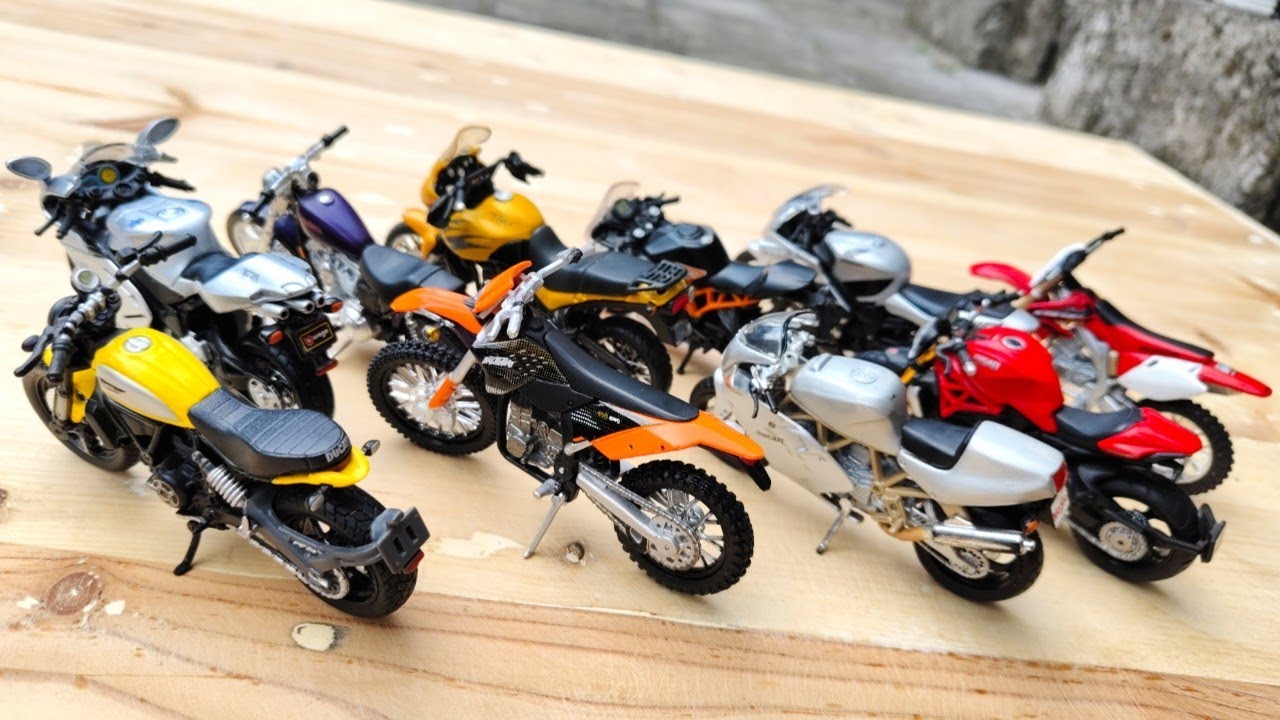 Review of 1/18 Scale Model Ducati Scrambler | Mv Agusta F3 | Ducati ...
