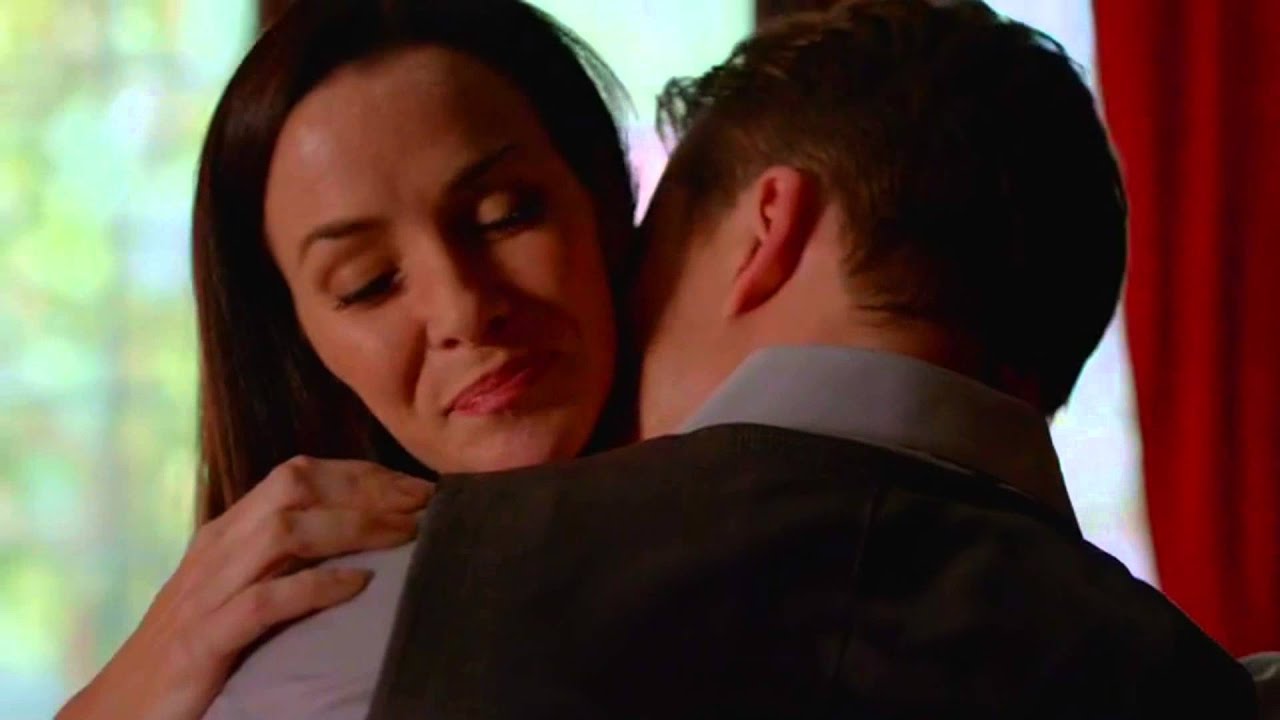 the vampire diaries 7x6 julian & lily kiss - YouTube