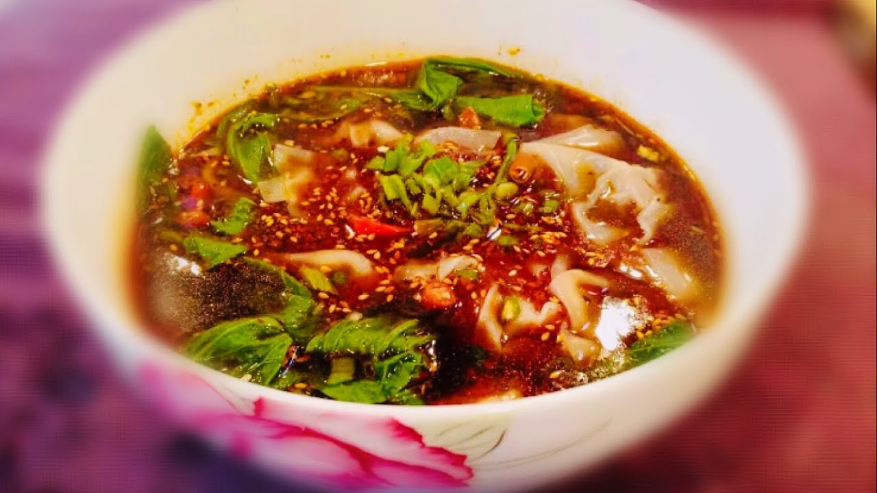 红油抄手（Sichuan Spicy Wonton in Red Oil ） - YouTube