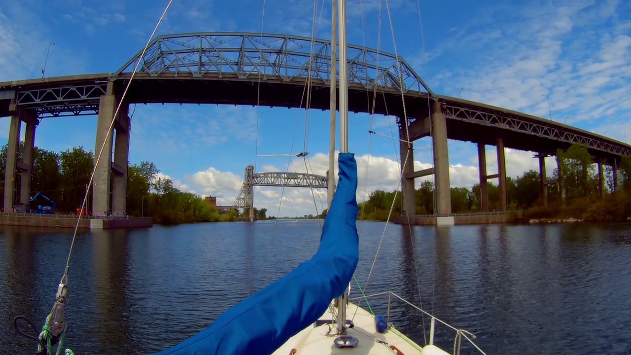 Canal de la Rive Sud - YouTube