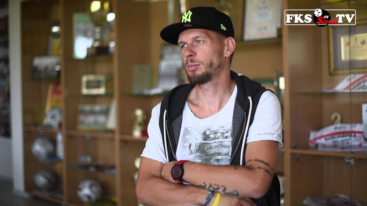 Tomas Radzinevičius atsako į sirgalių klausimus - YouTube