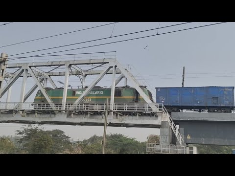Pull Push WAG-9HC Loco Action: Pulling Massive Loaded Goods Train ...
