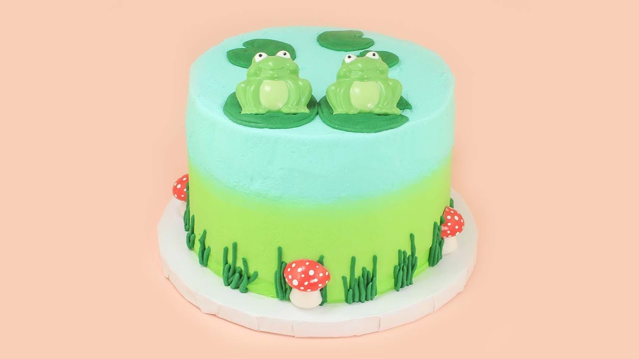How to Decorate a Frog Cake | Buttercream - YouTube