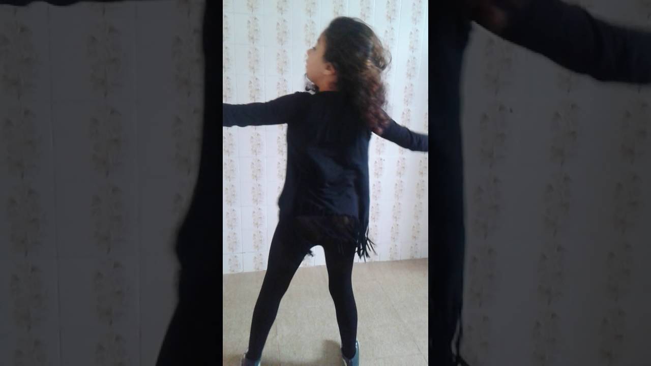 Mini anita - YouTube