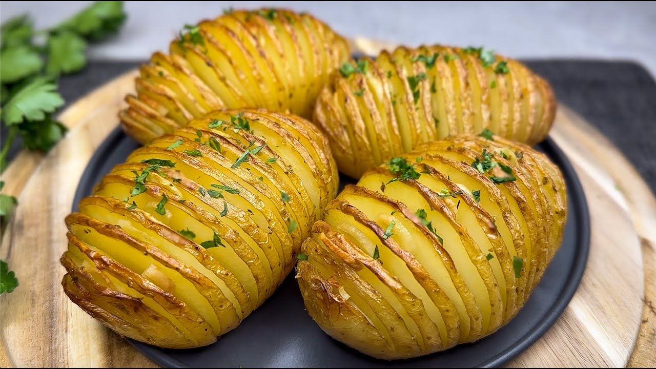 Incredibly delicious potatoes! Easy butter and garlic potato recipe ...
