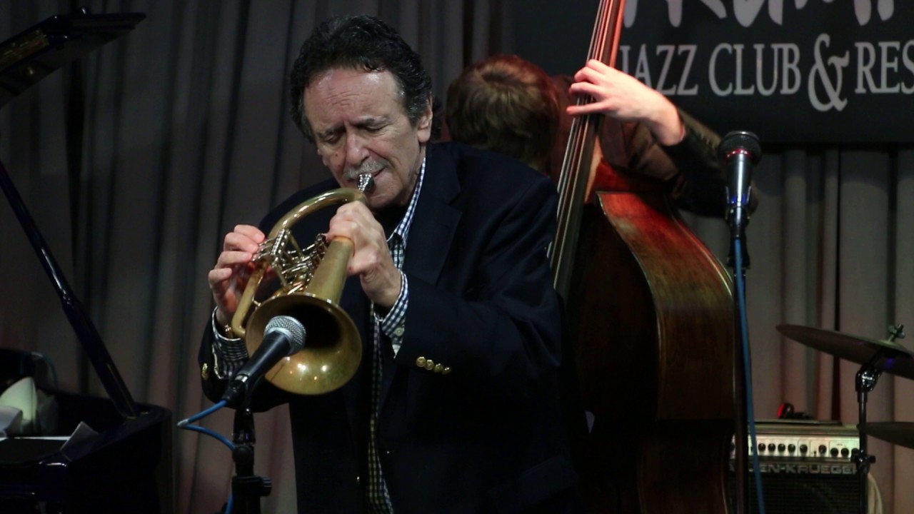 MVI 3510 Claudio Roditi at Trumpets, 04/08/2017 - YouTube