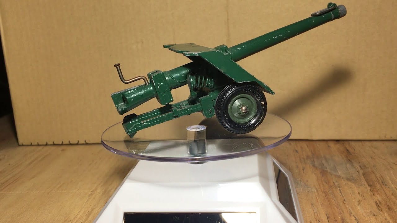 BRITAINS - Bat Gun 120mm No 9720 - YouTube