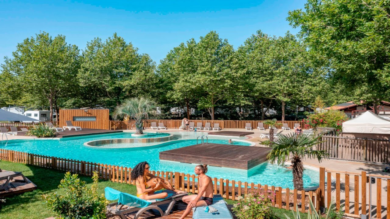 Espace Aquatique du Camping Lac de Sanguinet - YouTube