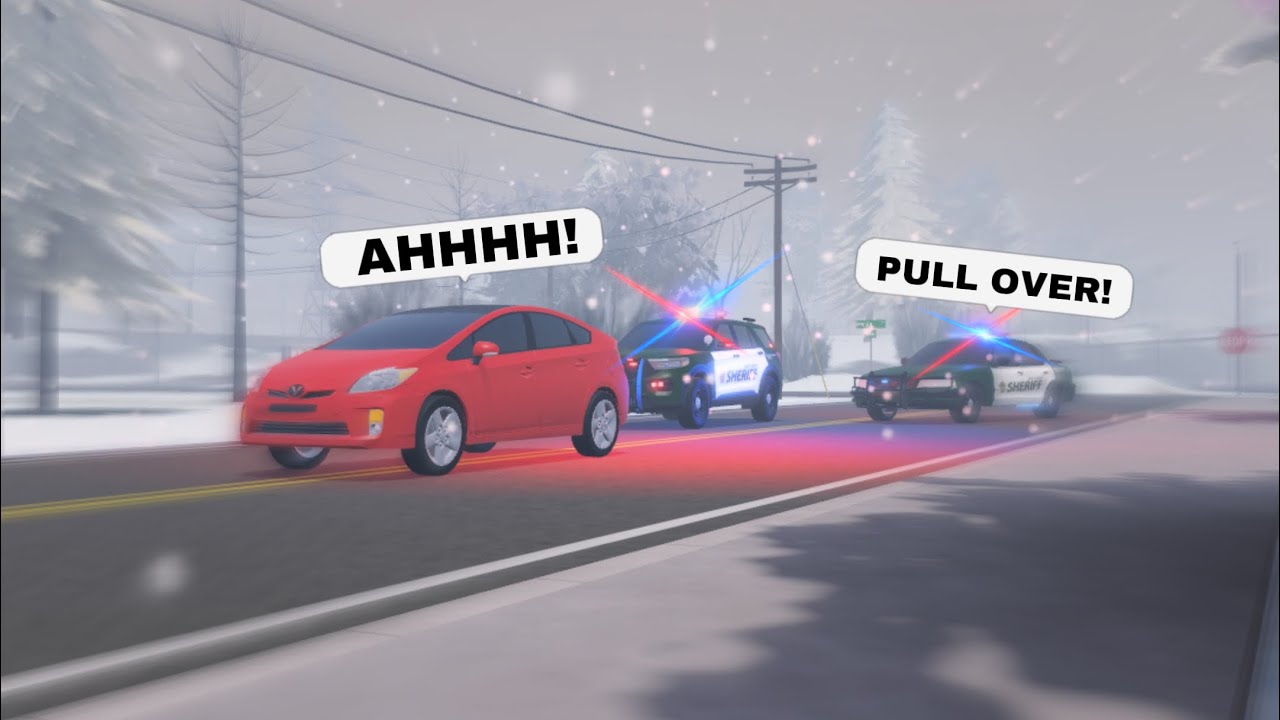 Police got into a chase with the SLOWEST car ever! - ERLC - YouTube