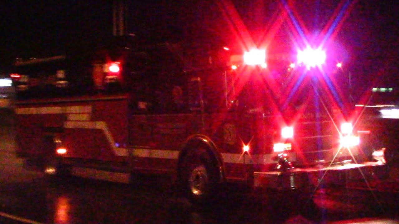 Wall Twp South Wall Fire Rescue Rescue 3 Responding 3-28-21 - YouTube
