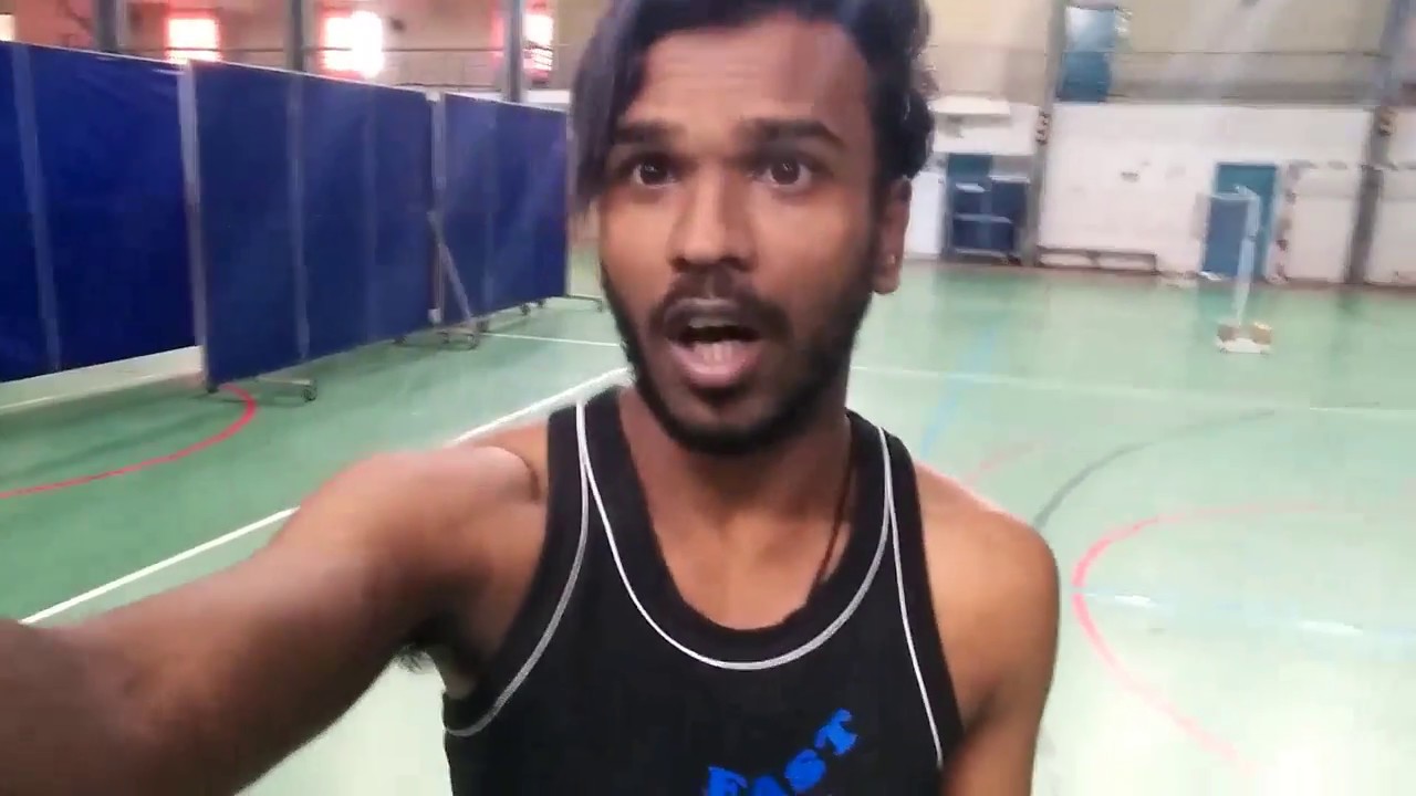 A DAY AT THE UOM GYM - YouTube