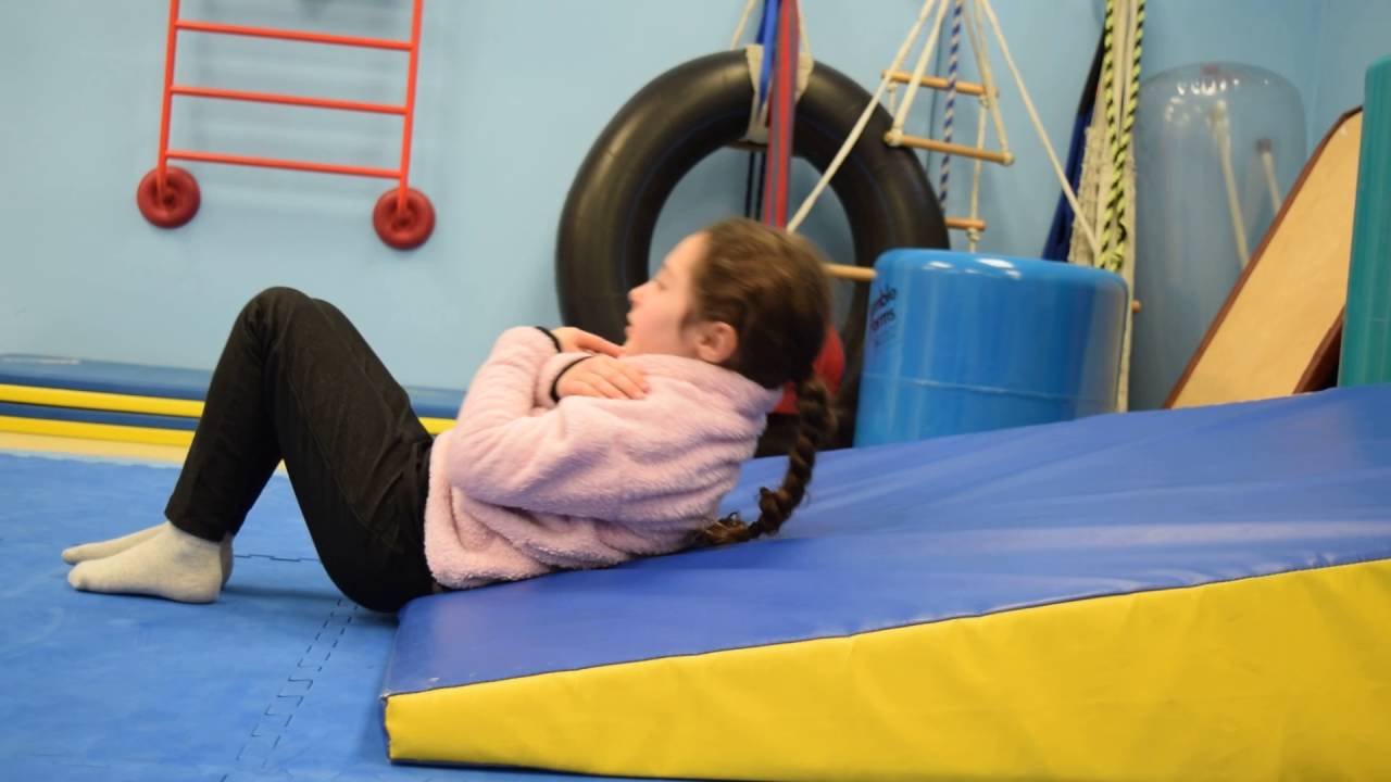 Sit-ups 5-7 year olds - YouTube