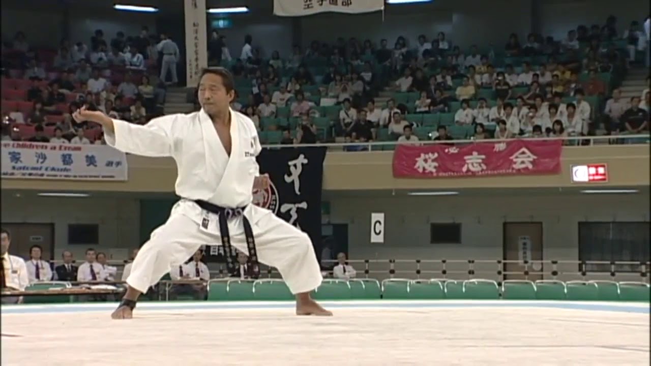 Ката Дзитте. JKA kata Jitte - YouTube