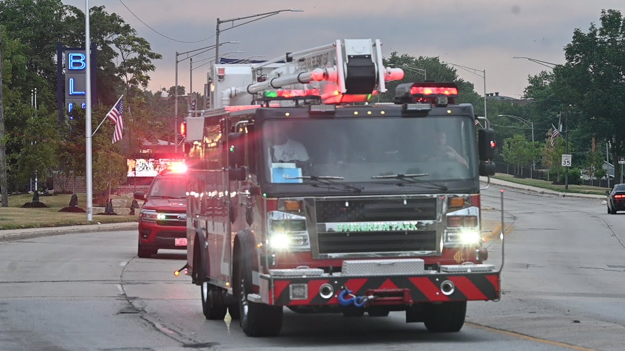 (Fire) Evergreen Park FD Battalion 4 and Squad 5 and Oak Lawn FD Engine ...