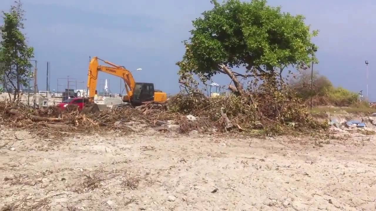 Maldives Mega Construction Project - YouTube
