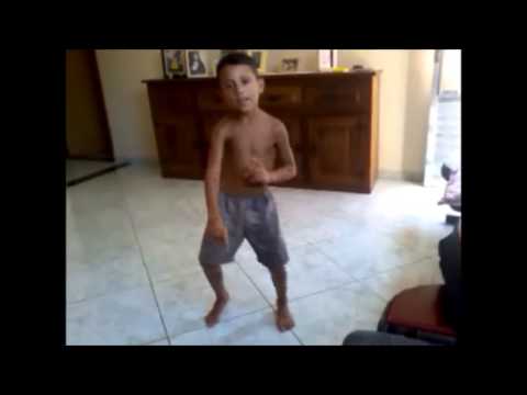 Meeu primo Gustavo dançando um funk