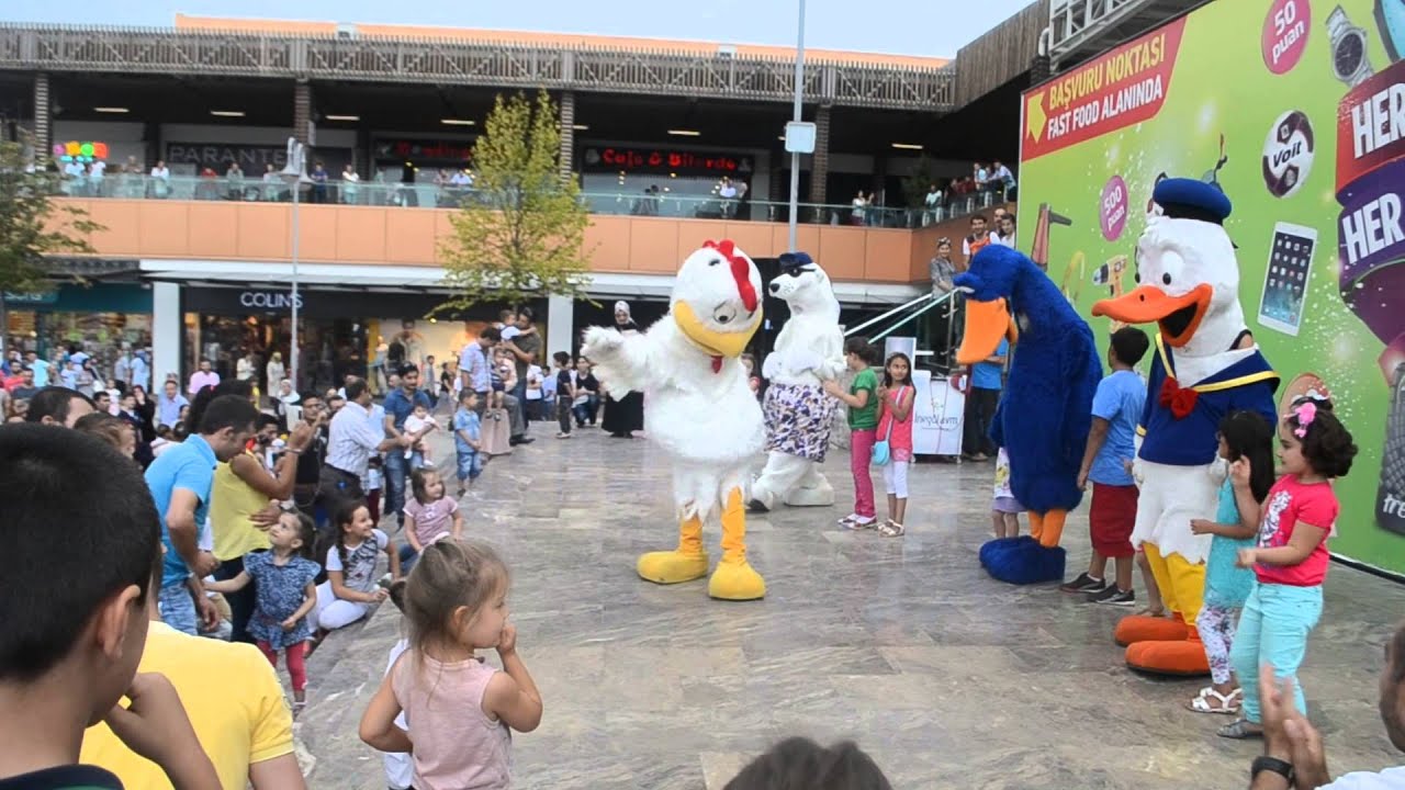 MASKOT SHOW - YouTube