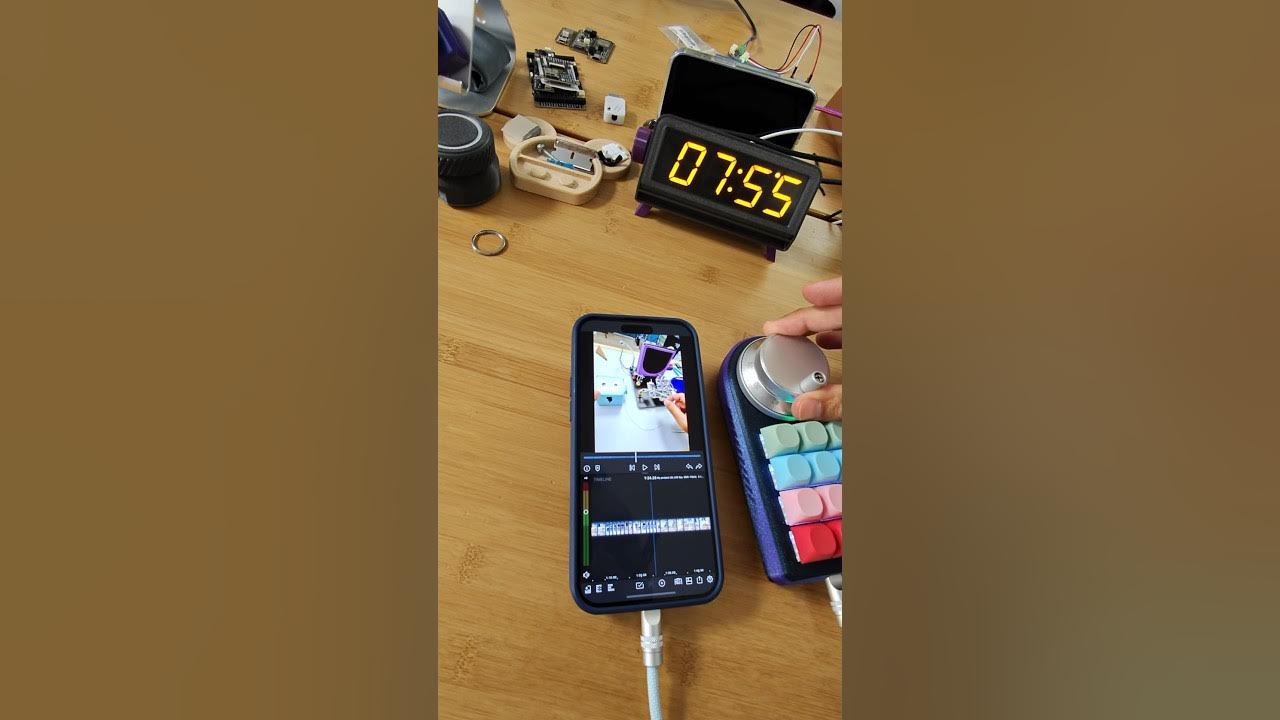 CNC rotary and the Feather RP2040 running CircuitPython learn.adafruit.com/cnc-rotary-macropad ...