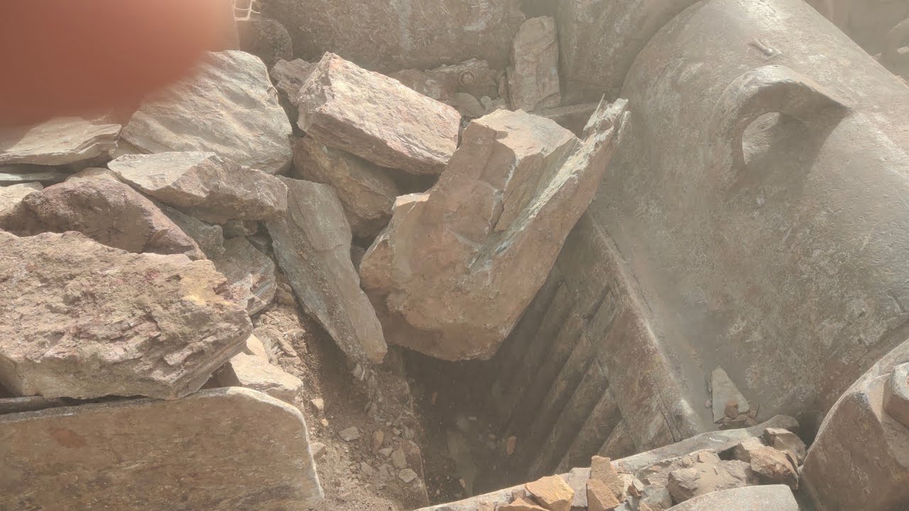 Jaw crusher machine| Rock Crushing Machine|Super Stone Crushing plant ...