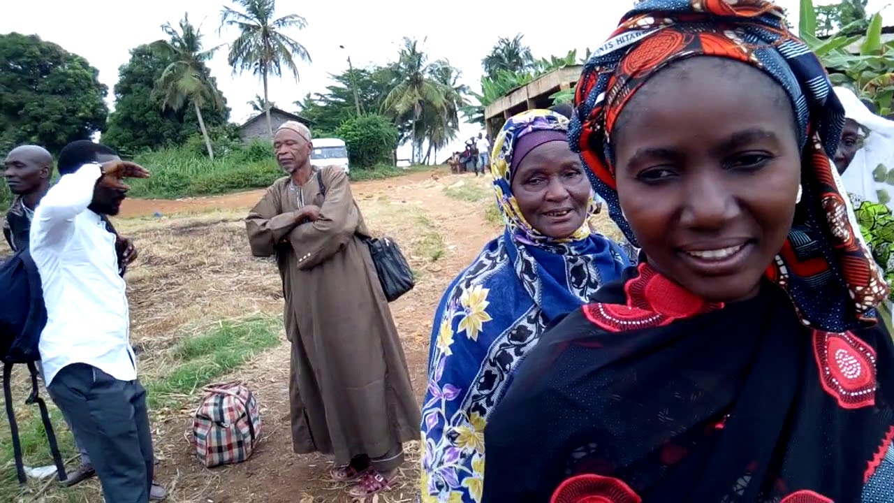 La traversée pour le village de Tiagba/ Dabou-Côte d'Ivoire - YouTube