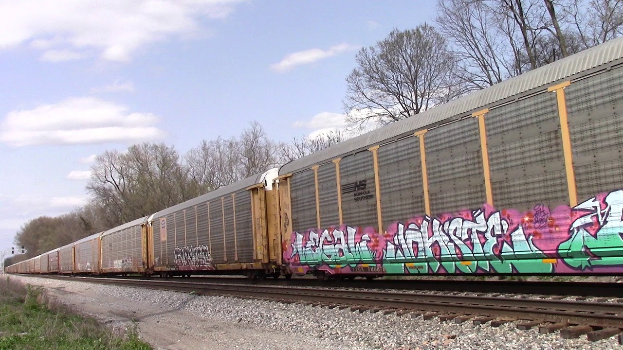 NORFOLK SOUTHERN Former Conrail GE D8-40CW Southbound Auto Rack Train ...