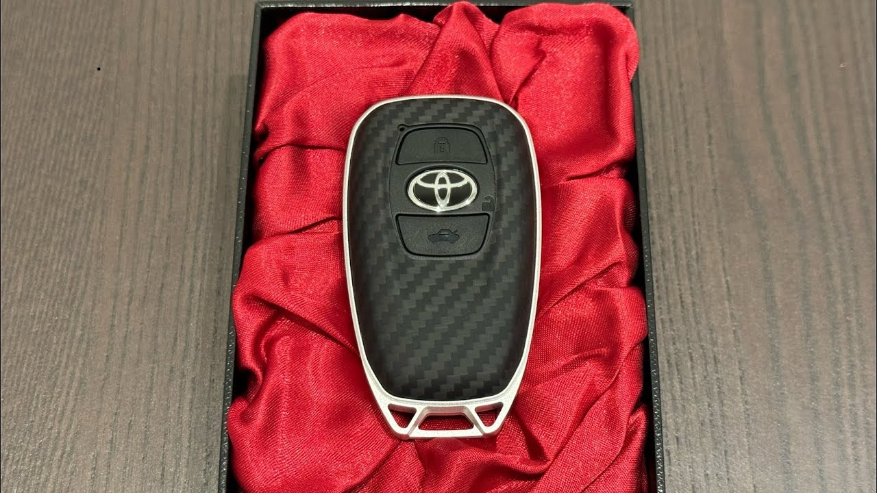 GR86 Carbon Fiber Key Shell MS423-18001 - YouTube