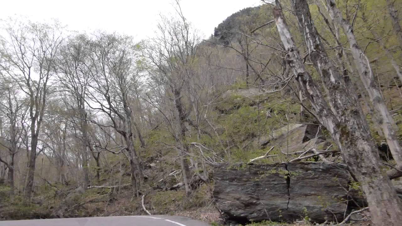 Smugglers Notch / Stowe road - YouTube