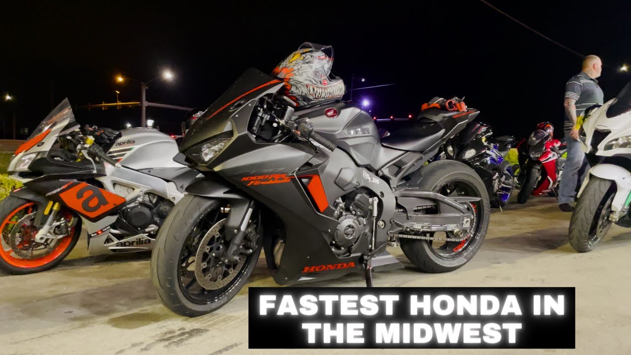 1000cc Bikes Racing at 2 AM - YouTube