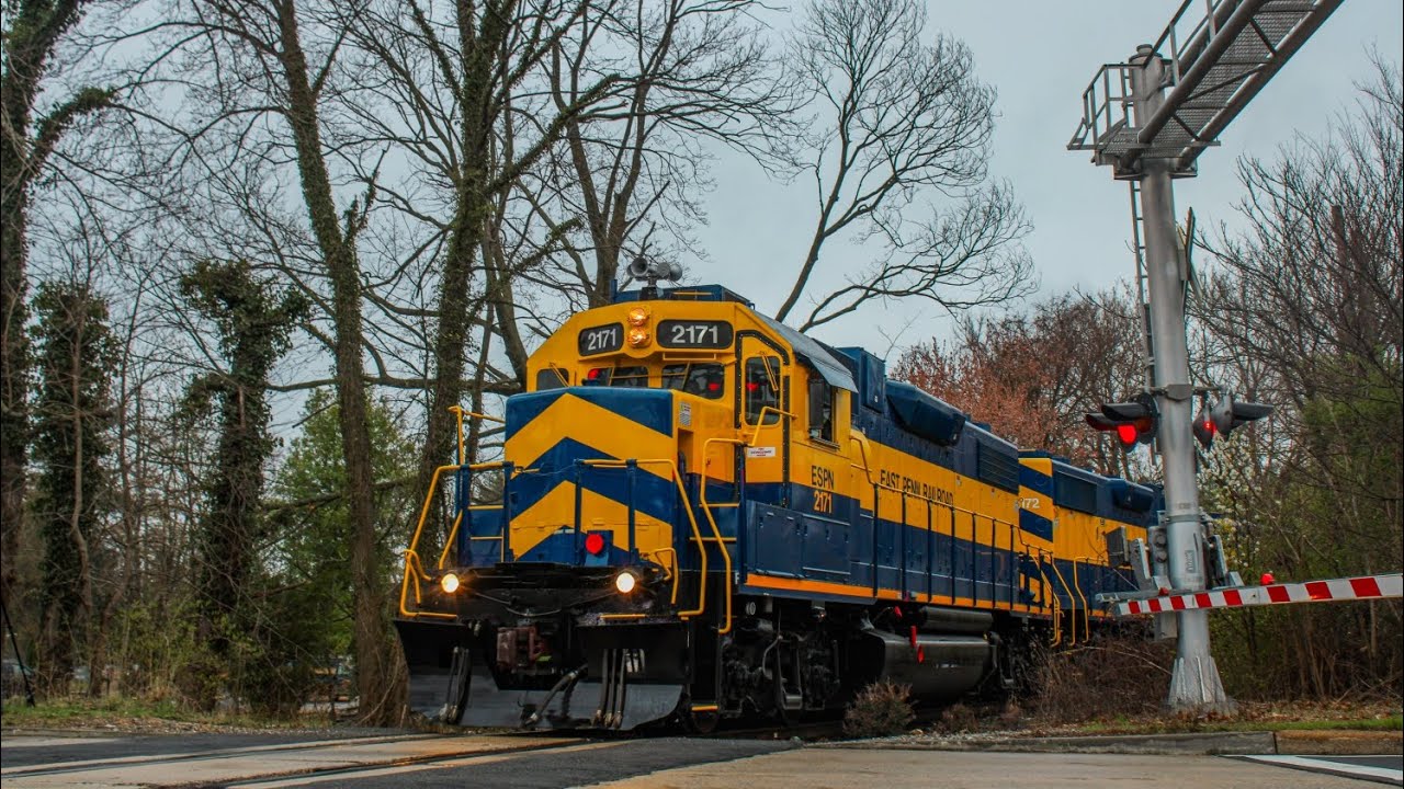 Z307-27 passing Lancaster Avenue on the East Penn Kennet Square Branch ...