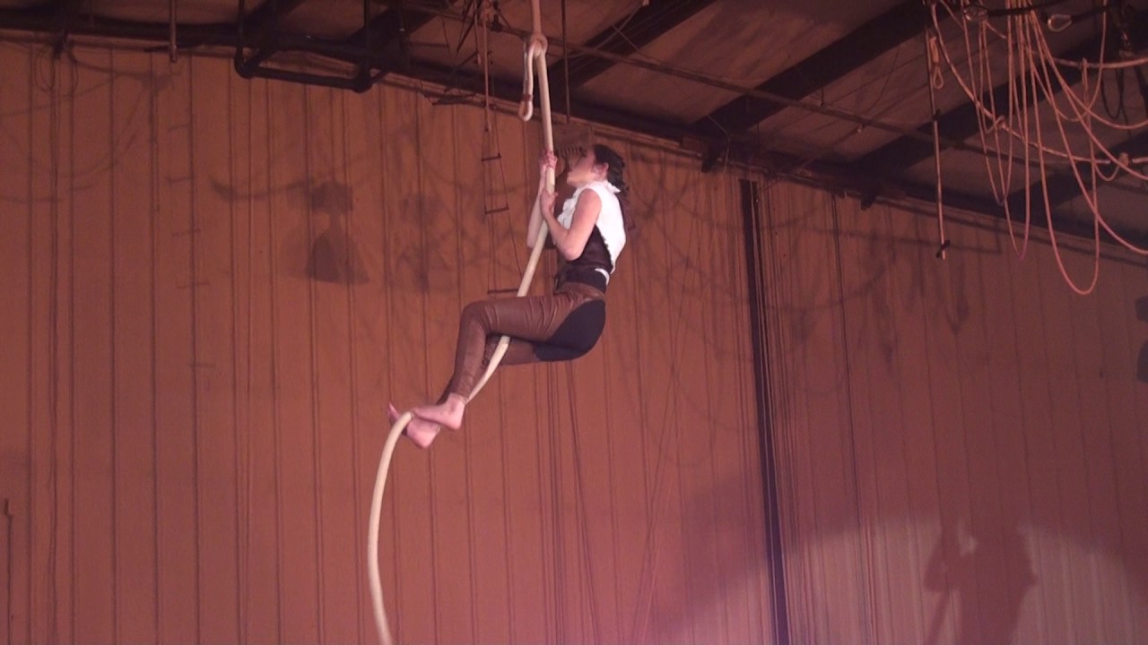 Julia Coke web 2017 Turners circus final show - YouTube