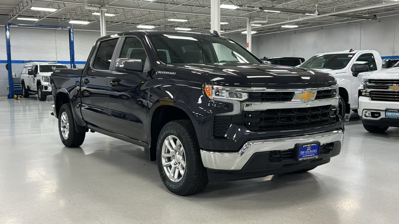 2024 Chevrolet Silverado_1500 LT Lake Bluff, Lake Forest, Libertyville ...