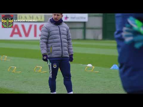 HOŞÇAKAL EMRE BELÖZOĞLU...