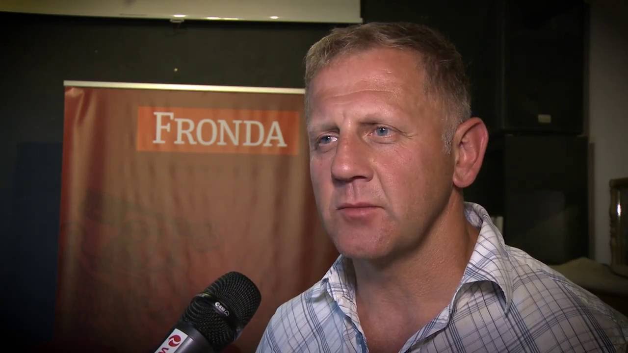 Aleksander Majewski - Bez wyroku - YouTube