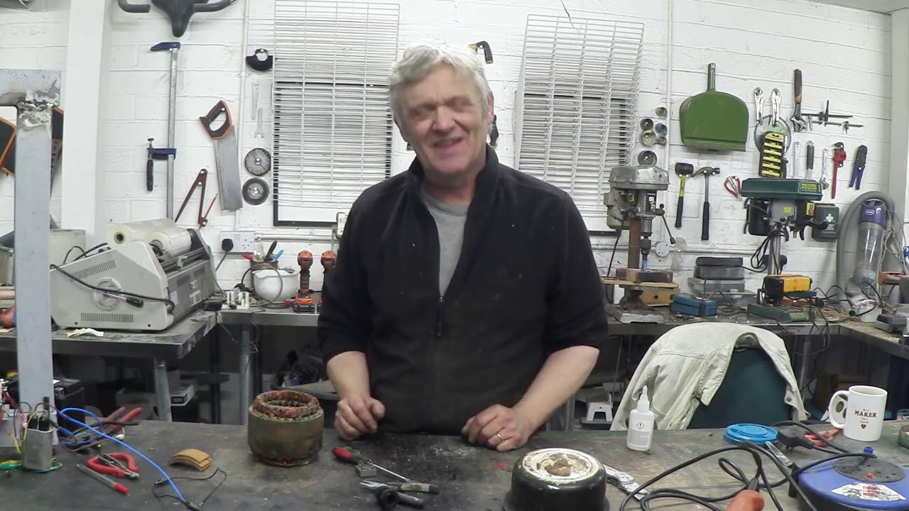 DIY Magnetiser And Safety Switch - YouTube