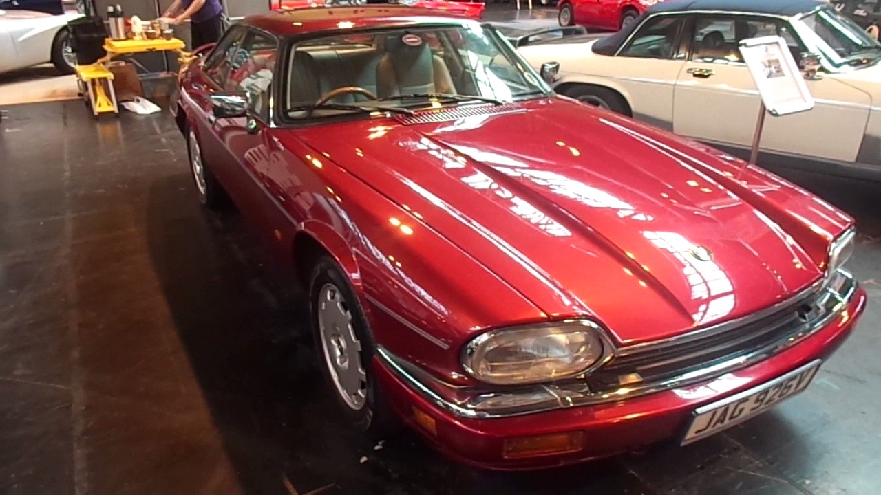 XJS Club Stand - Practical Classics Restoration Show 2017 - YouTube