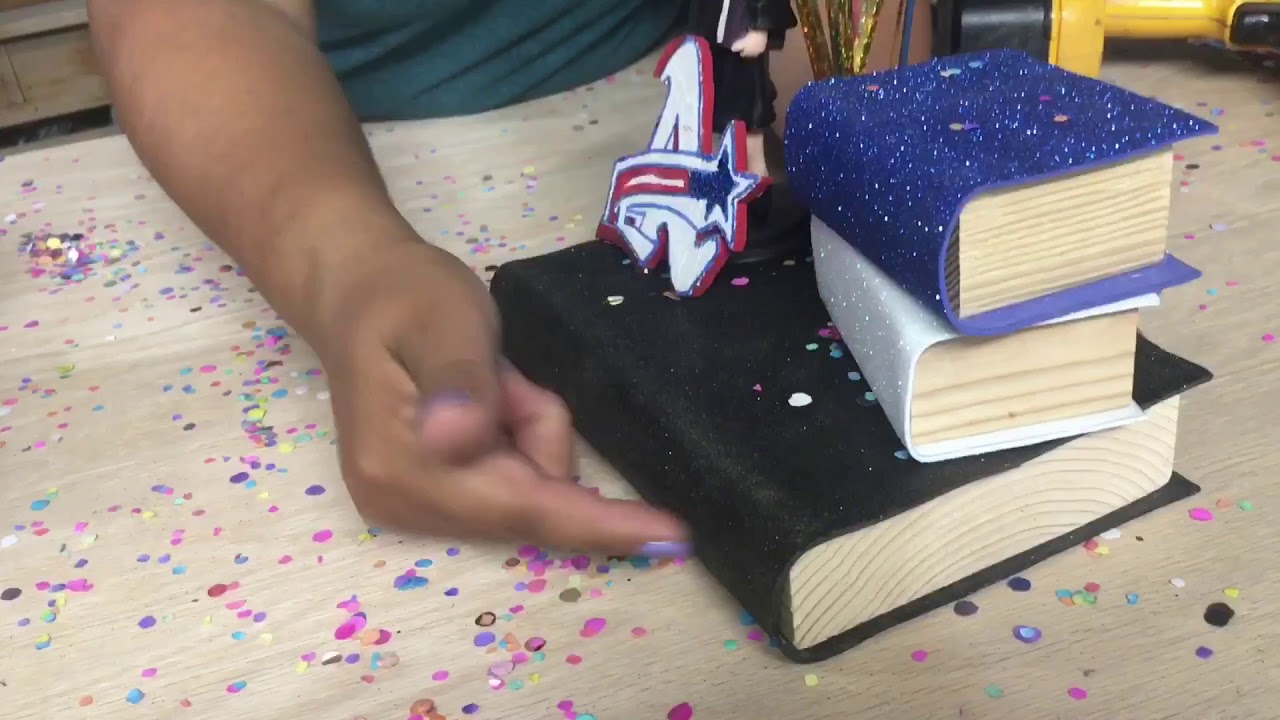 Graduation decorations - YouTube