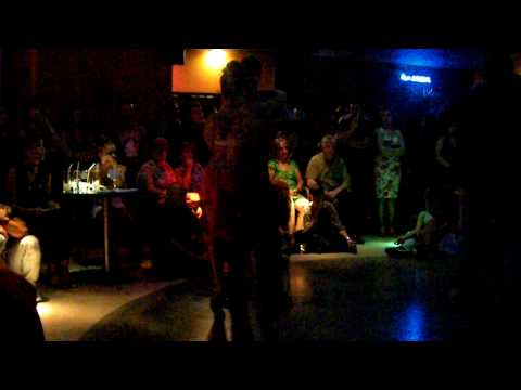 Adriana y Borja Nahua