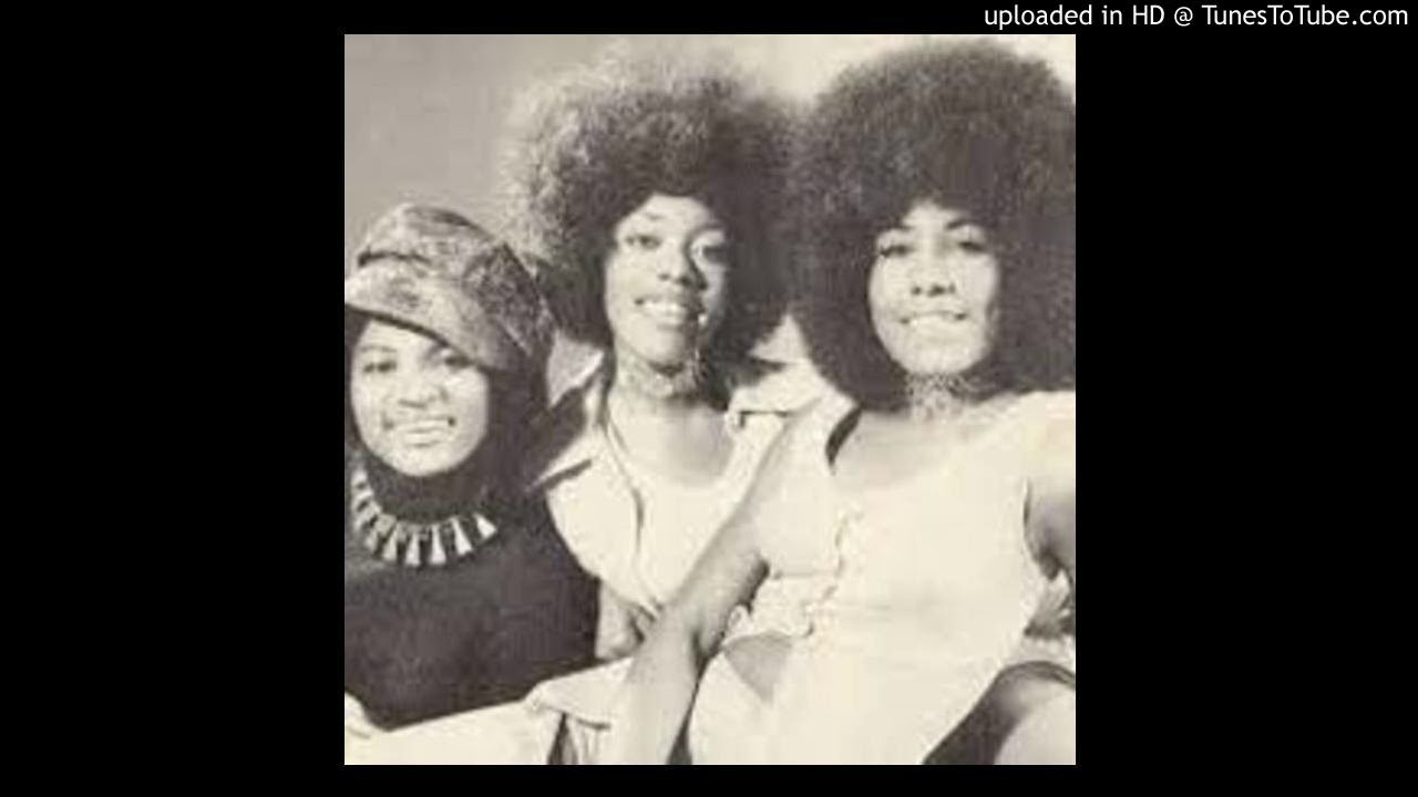 THE LOVELITES - I'M NOT LIKE THE OTHERS - YouTube