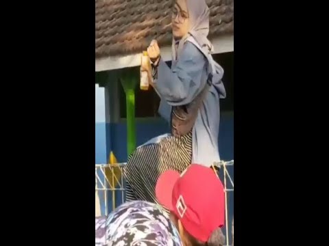 Aksi Abg Hijab Joget