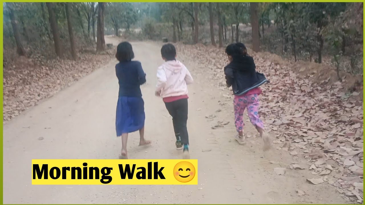 Sunday Morning Walk😊🕺#shortvolg - YouTube