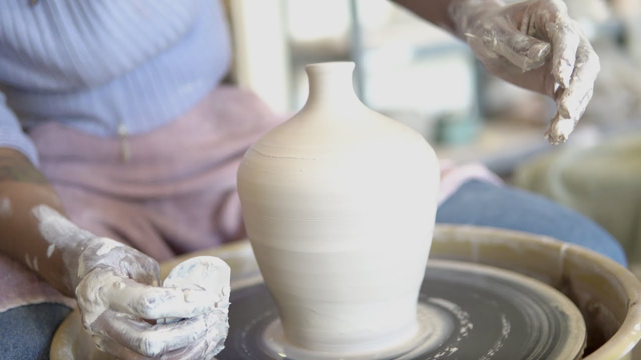 Making a porcelain vase | my first time making ceramics with porcelain ...