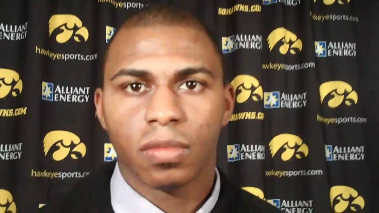 NU 70, Iowa 66 Bryce Cartwright 3/3/2012 HawkeyeDrive.com - YouTube