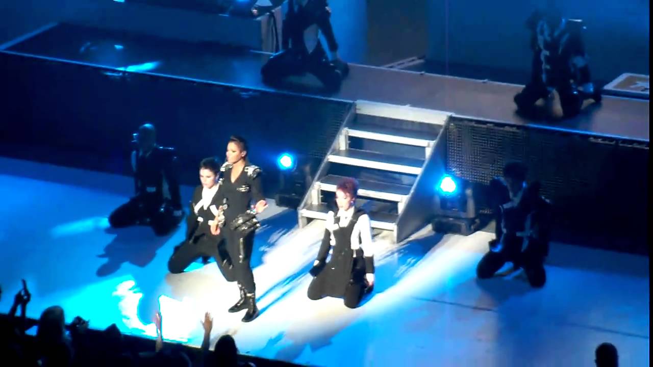 Janet Jackson LIVE in Toronto 2011 GOOD - YouTube