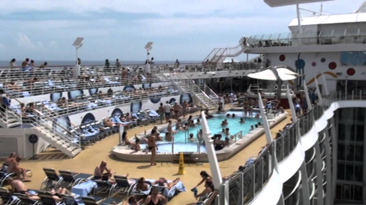 Kariibi mere kruiis laeval Allure of the Seas - YouTube