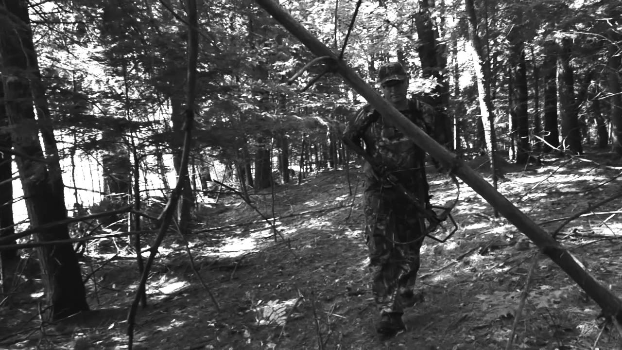 EL-2 Sling and Carry Your Crossbow Safely - YouTube