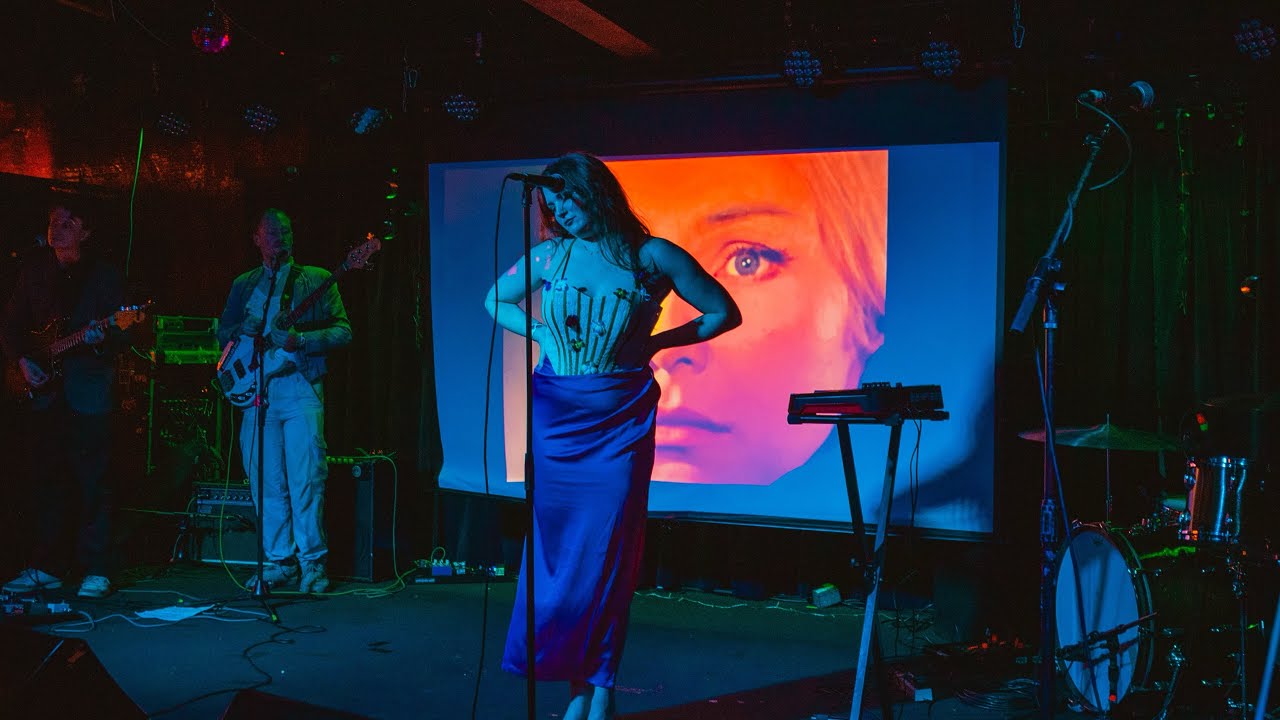 Wish Queen - *10:24, A Visual Guide* - YouTube