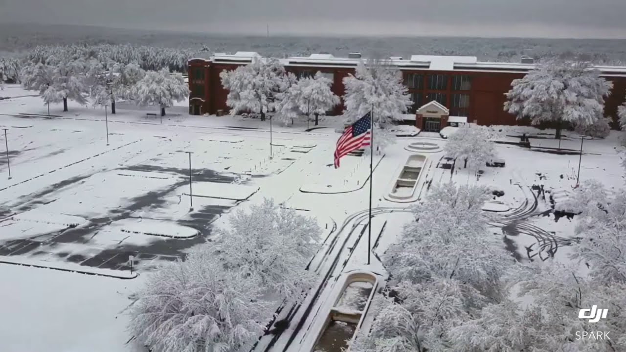9 inch’s of snow Clarkdale Ga December 2017 - YouTube